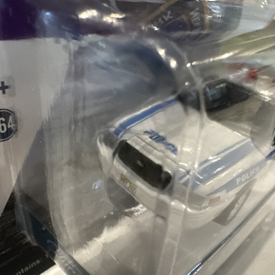 GreenLight 1:64 Port Authority New York Jersey Police NYPD 2003 Ford ...