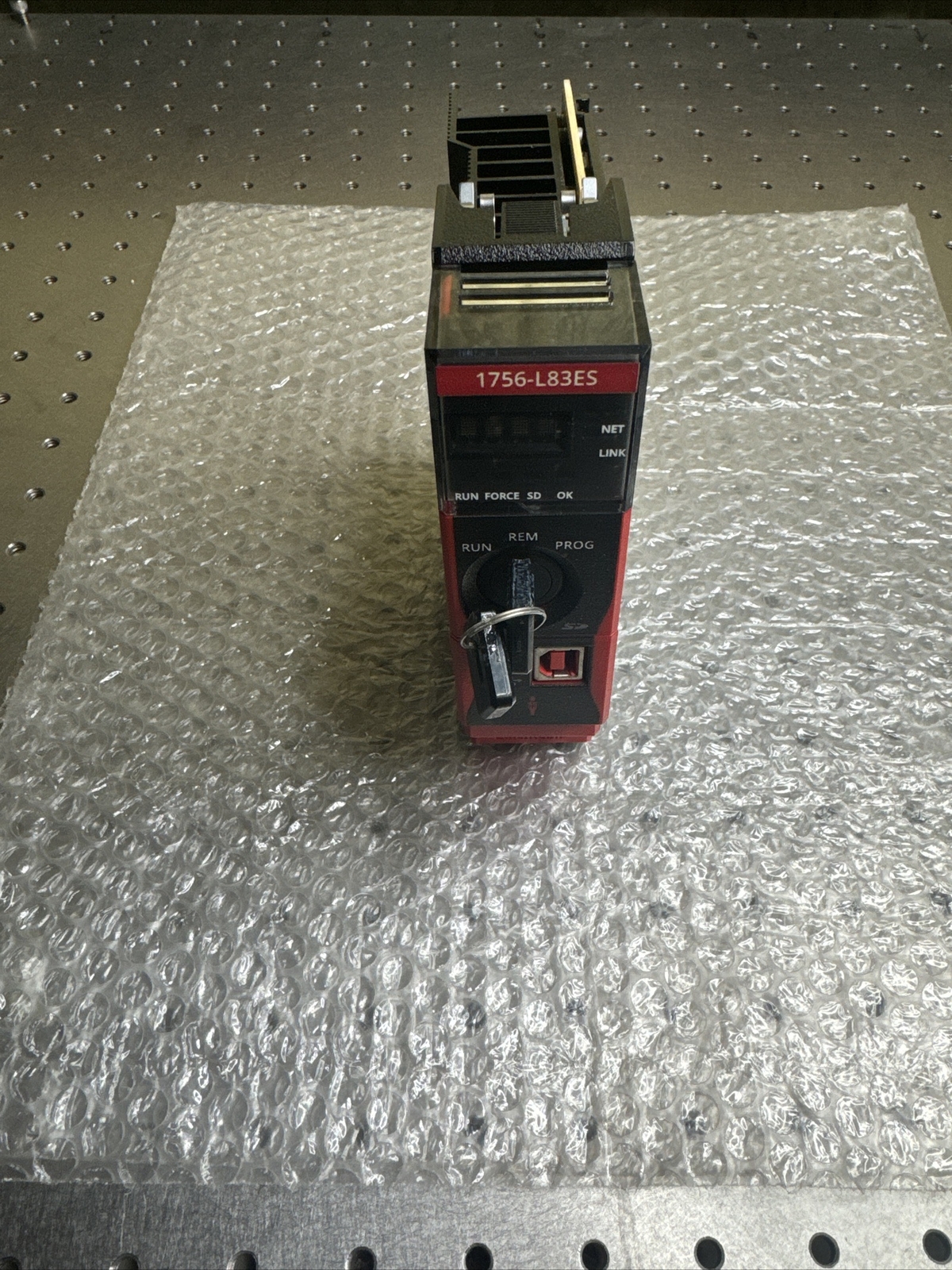 Allen Bradley 1756-L83ES Guardlogix 5580 Controller Ser B FW 1.057 Free ...