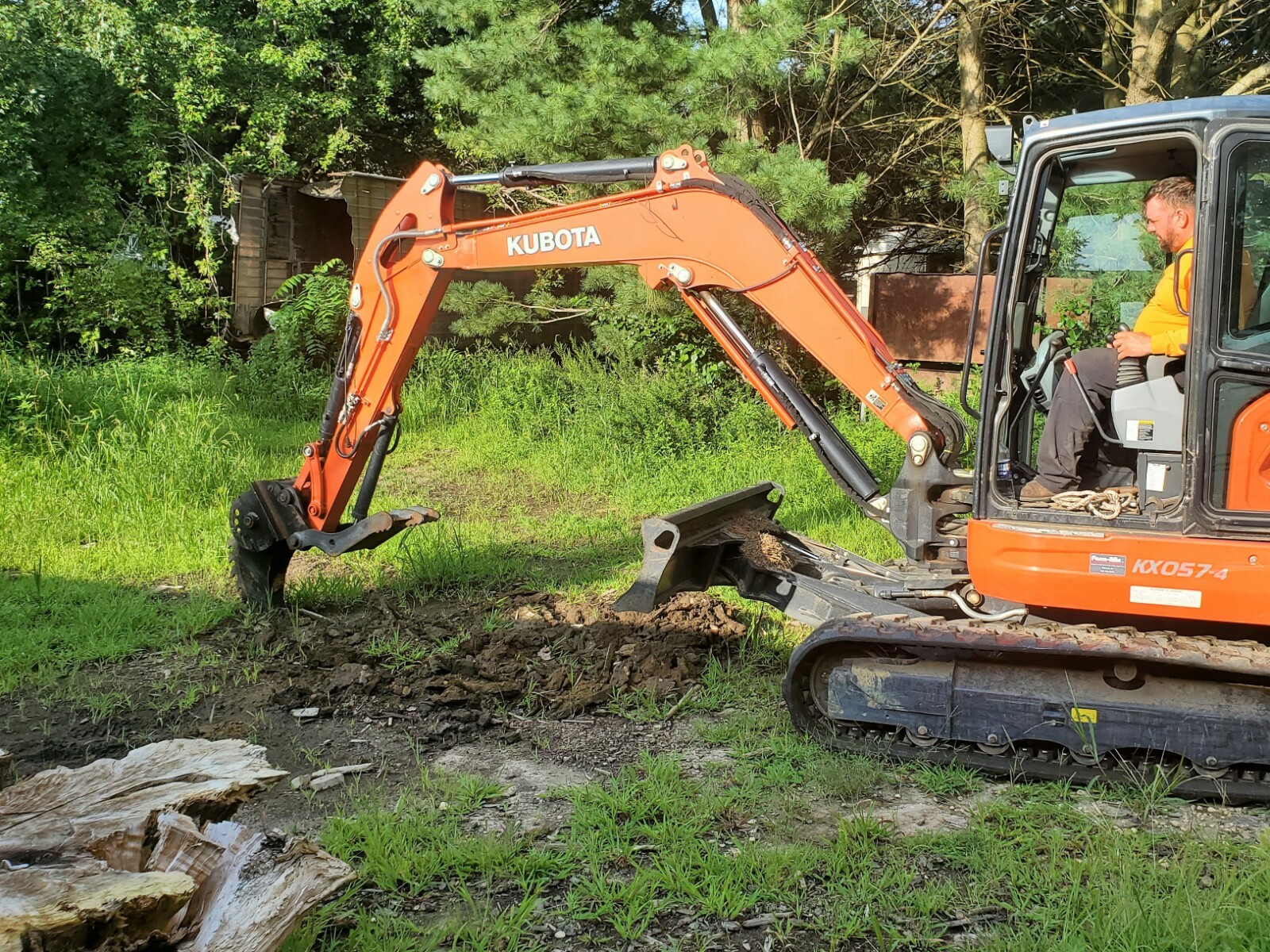 Ransome Shark Tooth Stump Splitter / Compact Excavator Stump Harvester ...