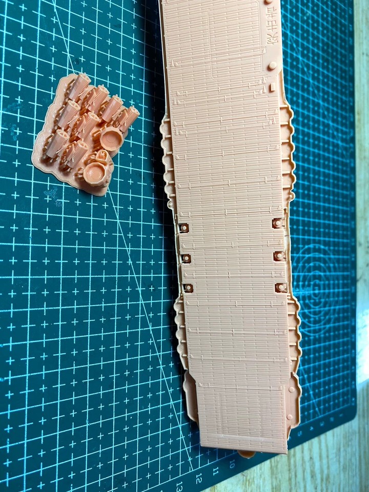 3D Printed 1/700 U.S. Navy Ranger Aircraft Carrier Unpainted Model Kit ...