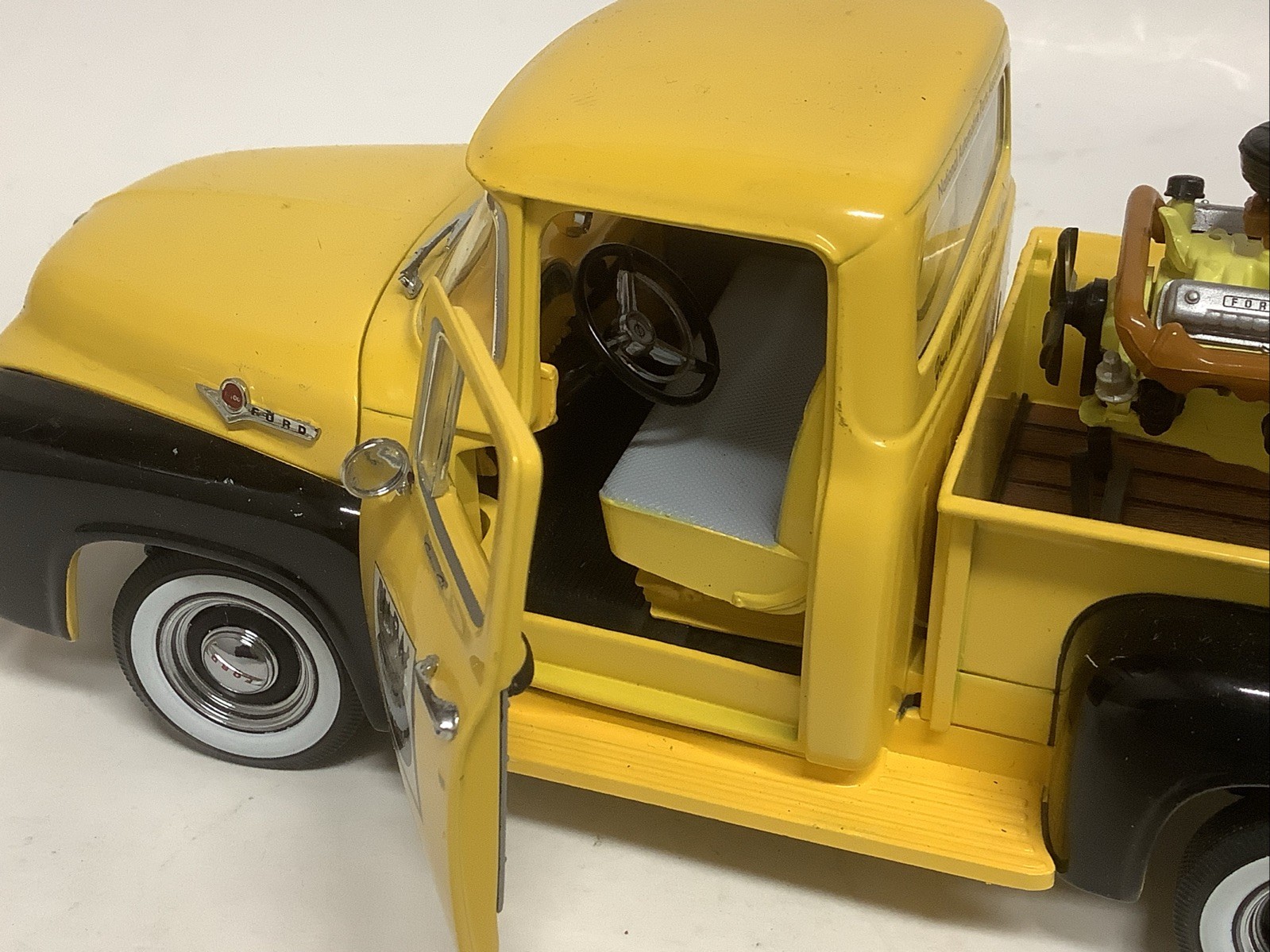 NAPA 1:24 First Gear 1956 Ford F100 Yellow No Box | eBay