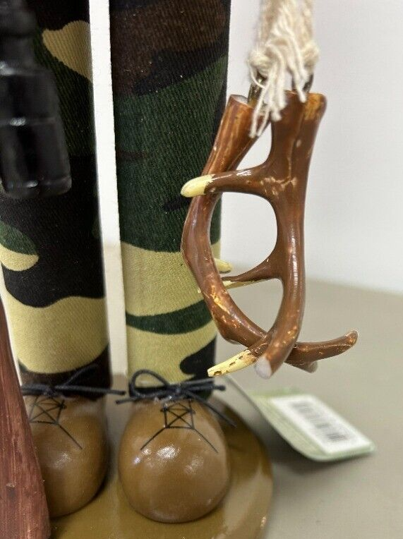Santa's Workshop Deer Hunter Nutcracker *DAMAGED GUN AND ANTLERS ...