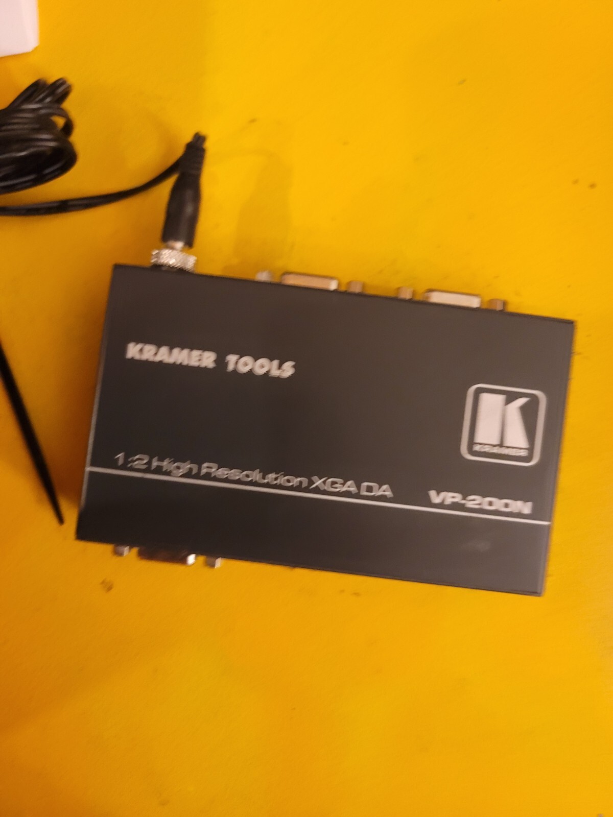 Kramer VP-200N 1:2 High Res VGA Computer Graphics Video Distribution ...