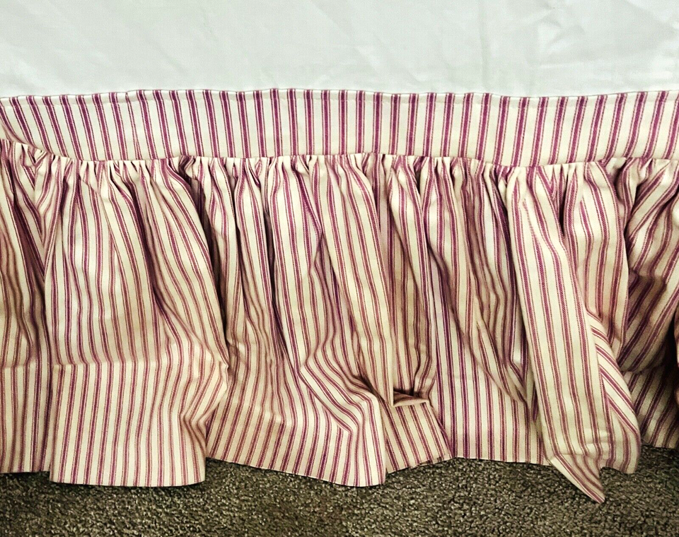 Quilted Floral Bedspread with Candy Stripe Dust Ruffle & Valance Queen ...