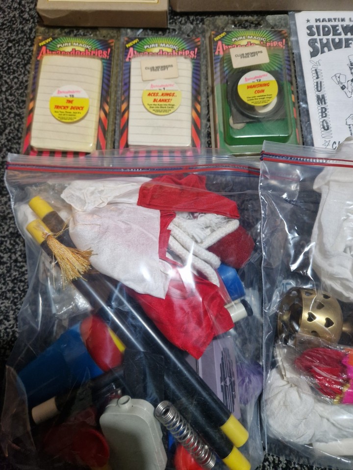1990s VINTAGE MAGIC TRICKS, PROPS, CARDS. LOADS OF MAGIC PROPS AND ...