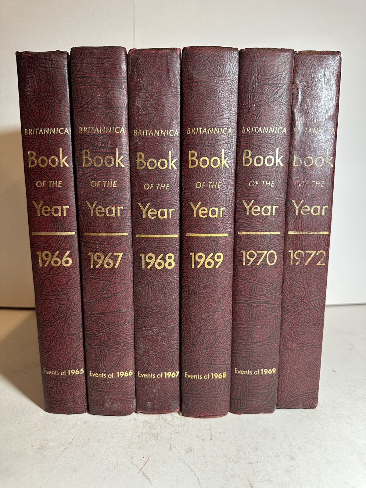 Vintage Encyclopedia Britannica Lot of 6 Book of the Year Lot 1960s and ...