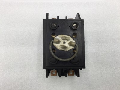 Fuse Blocks & Holders - Pull Out Fuse Block