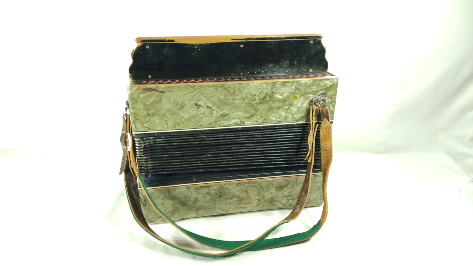 Bayan Accordion USSR Musical instruments Soviet Collectible Vintage ...