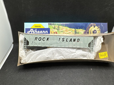 Athearn HO Scale Rock Island Railroad 54' Covered Hopper Car Kit - NIB ...