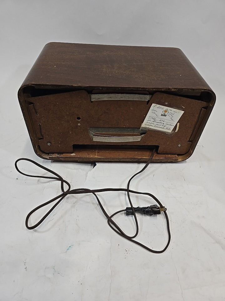 1946 Detrola Model 572 Vacuum Tube AM Shortwave Radio Wood Case Works ...