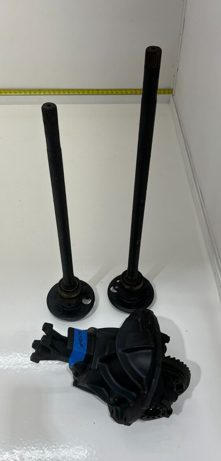 1977 Ford 28 Spline 9" Inch Rear End Center Section & Axles ...