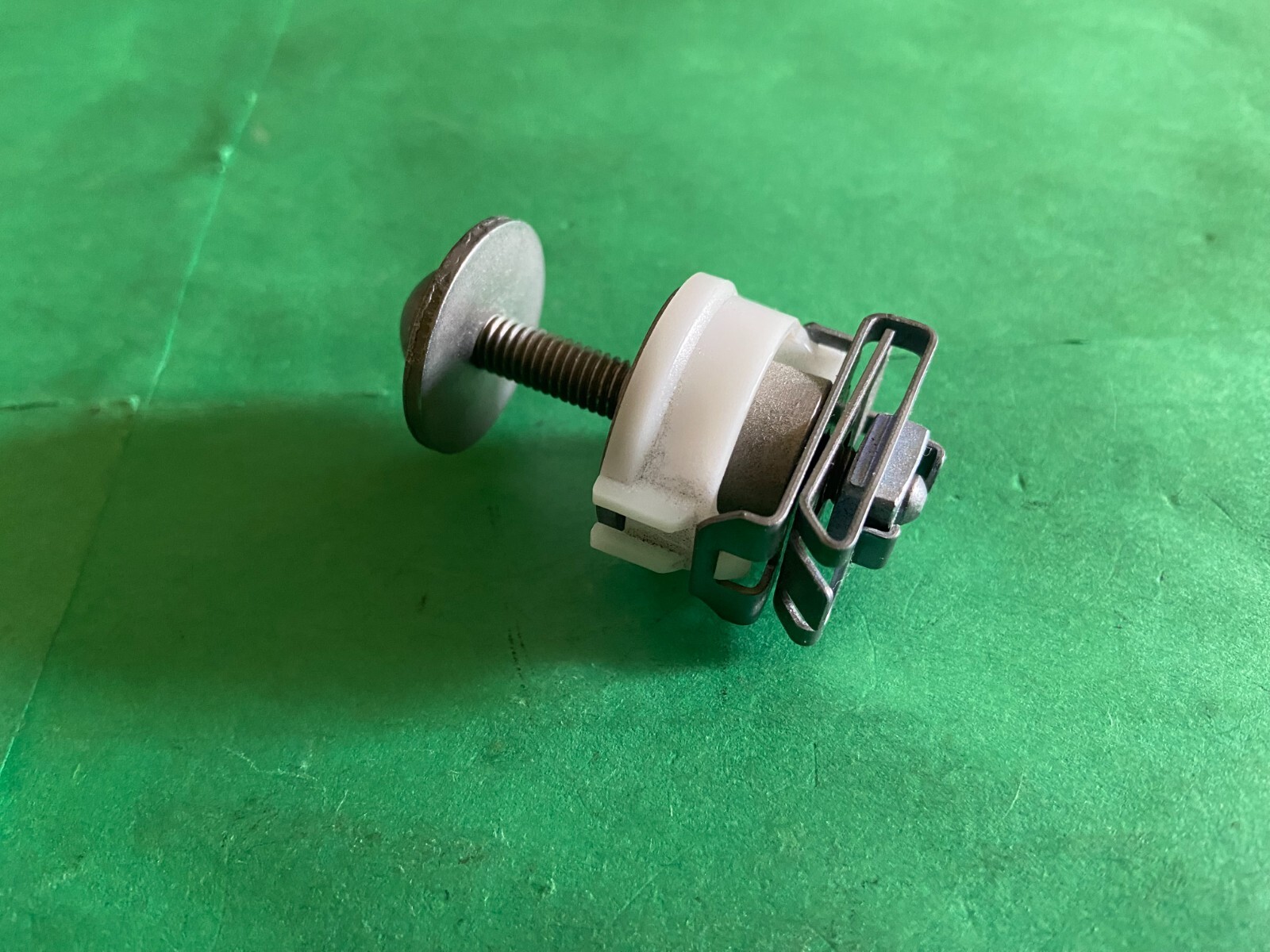 2014-24 BMW Faro Carcasa Tuerca y Perno 63127280779 FABRICANTE DE ...