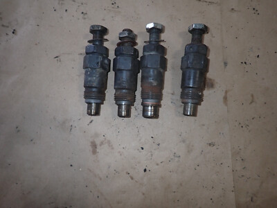 Cummins B3.3 Diesel Engine Fuel Injectors Set of 4 4945041 4955575 ...