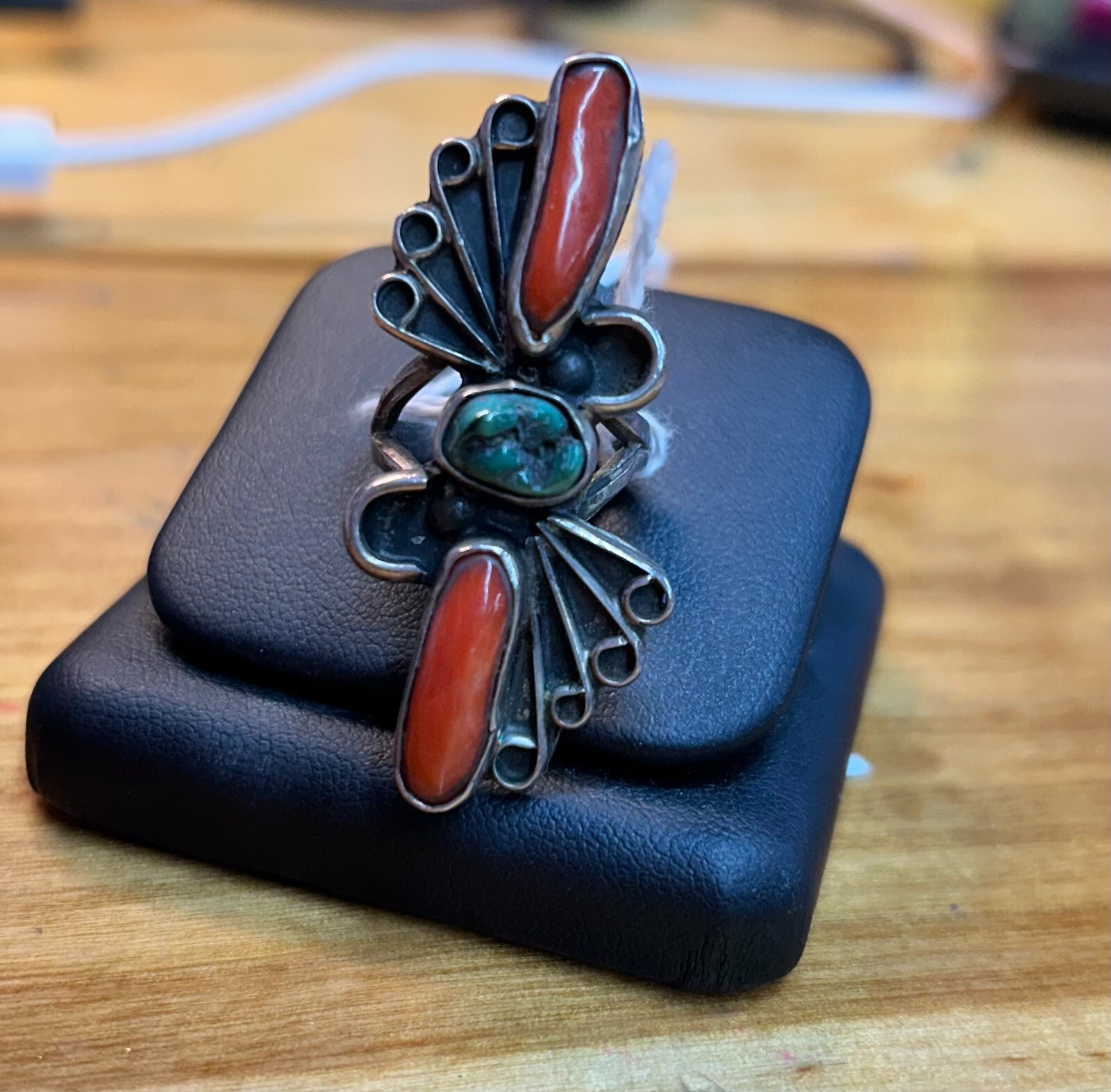 NATIVE AMERICAN RING - Gem