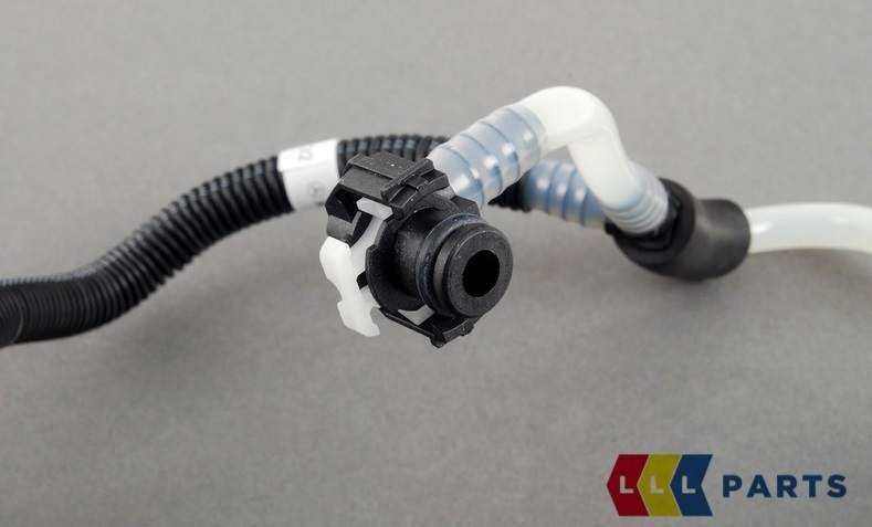 NEW GENUINE MERCEDES BENZ OM612 270 DIESEL ENGINES T PIECE FUEL PIPE ...