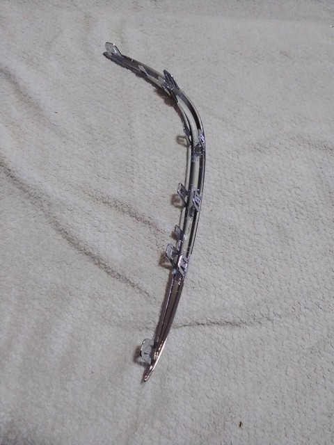 MERCEDES OEM 2017 E400 Front Bumper Grille Grill-trim Molding Left ...