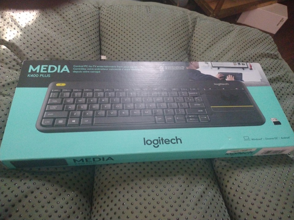 Logitech K400 Plus Wireless Keyboard Attached Touch Mouse Black Compact ...
