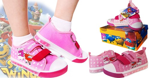 SUPER WINGS CANVAS SHOES WITH LEDs in the sole Jett and Dizzy Trainers ...