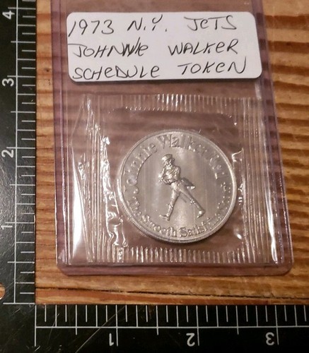 1973 N.Y. JETS JOHNNIE WALKER SCHEDULE TOKEN IN ORIGINAL CELLO ...