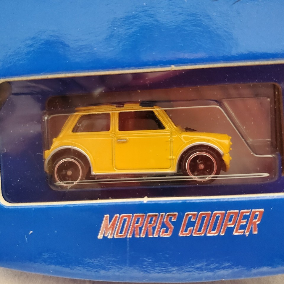 Hot Wheels Collectors HWC Red Line Club RLC Treasure Hunt Set 2005 10th ...