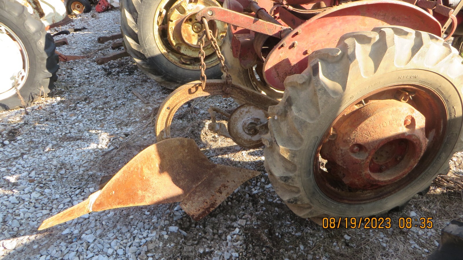INTERNATIONAL /FARMALL SUPER A, 100,130,140 TRACTOR ONE BOTTOM PLOW ...
