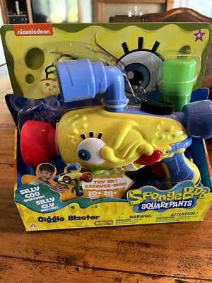SPONGEBOB SQUAREPANTS GIGGLE BLASTER SILLY STRING GOO SHOOTER TALKS TOY ...