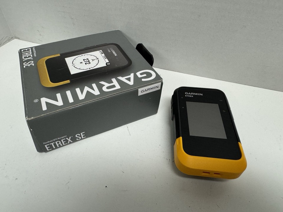 Garmin eTrex SE Rugged Outdoor Handheld GPS with Compass for Hiking 010 ...