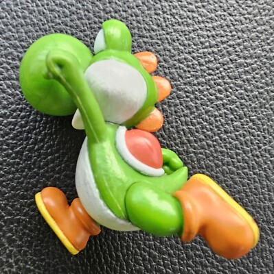 Yoshi 2.5" PVC Figure 2007 Nintendo Super Mario Toy Running Jumping ...