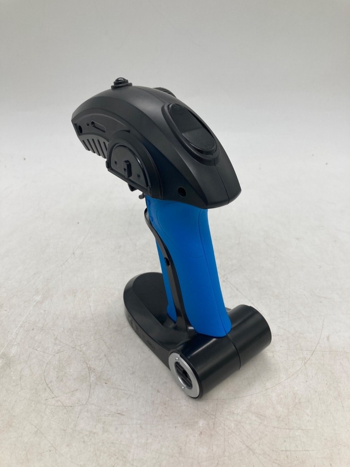 Bugatti Chiron RC Car W/ Remote Control & Charger Blue & Black 1:16 ...
