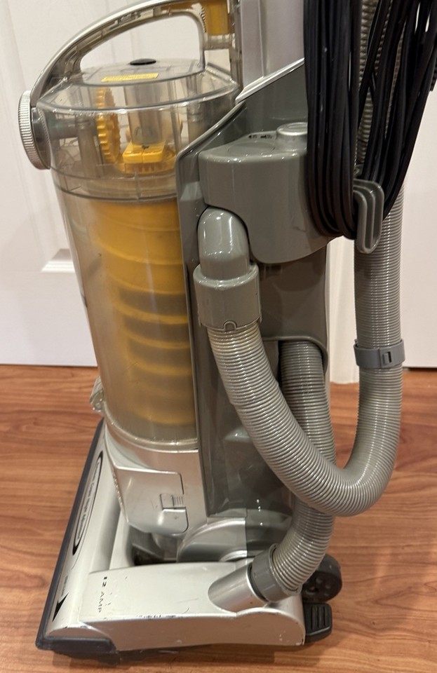 Rare Vintage Fantom FM741H Bagless Upright Vacuum | eBay
