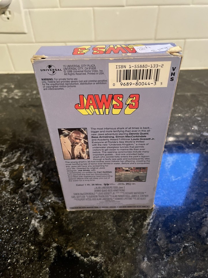 Jaws 3 (VHS 1983) Universal Home Video Dennis Quaid HORROR CULT ...