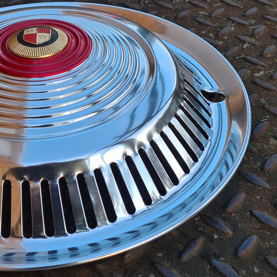 13” Caravan Wheel Trims – Styla Design, Classic Fit for Sprite, Eccles ...