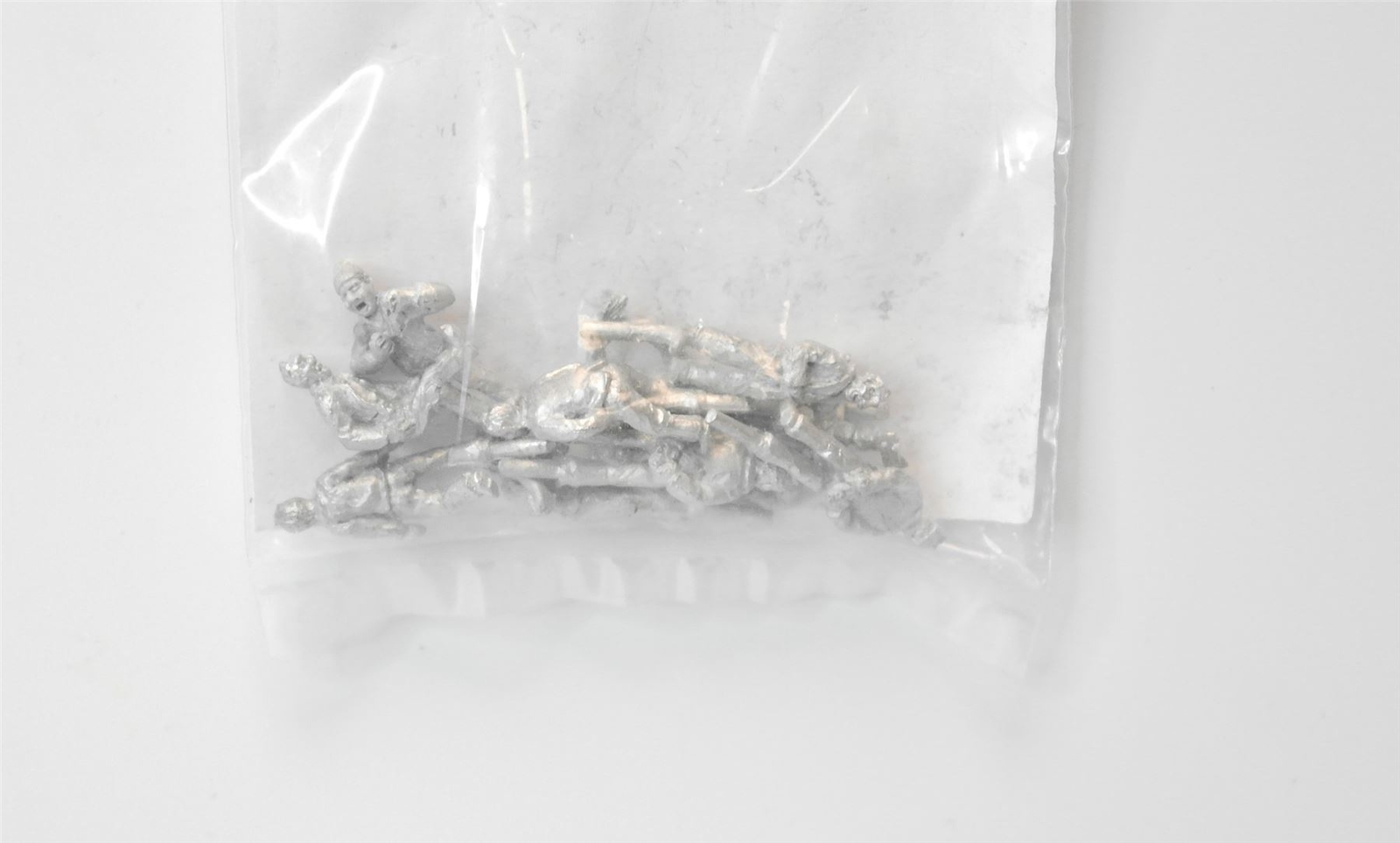 Football Supporters 10 figures OO Scale Langley F172a | eBay