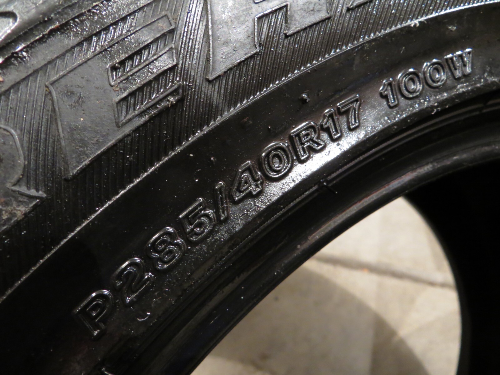 ALMOST NEW 1 ONE FIRESTONE FIREHAWK WIDE OVAL P285/40ZR17 100W 285 40 ...