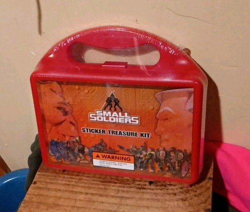 Small Soldiers Toy (New)Action Figure Stickers Treasure Kit DreamWorks ...
