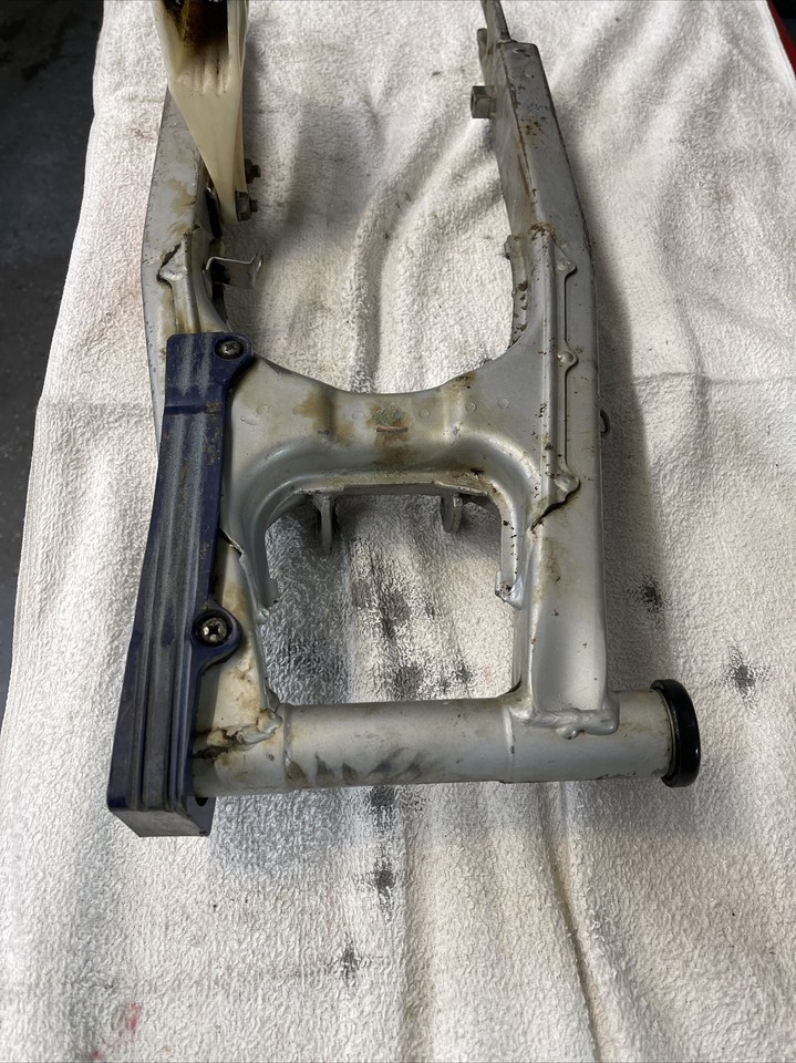 Honda XR200R XR250R 1984 Swing Arm Swingarm Chain Slider Guide 52100 ...