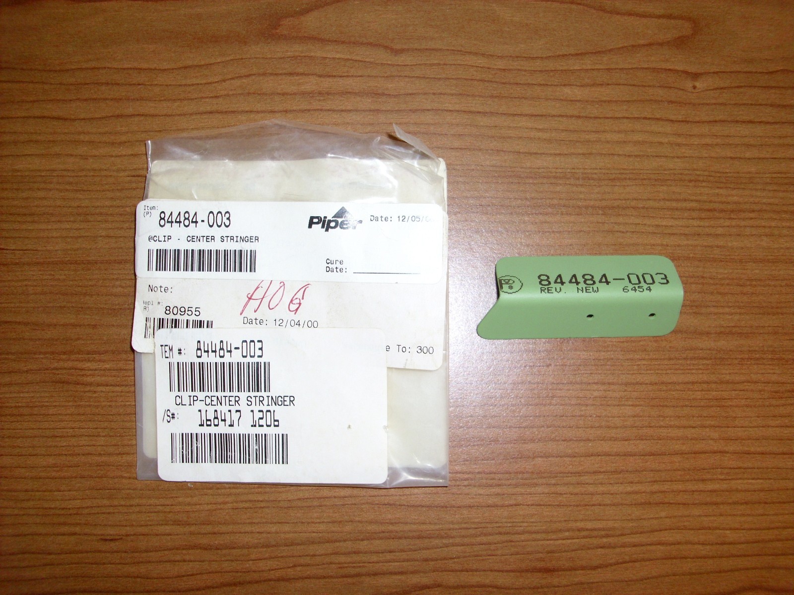 Piper 84484-003 Clip - Center Stringer | eBay