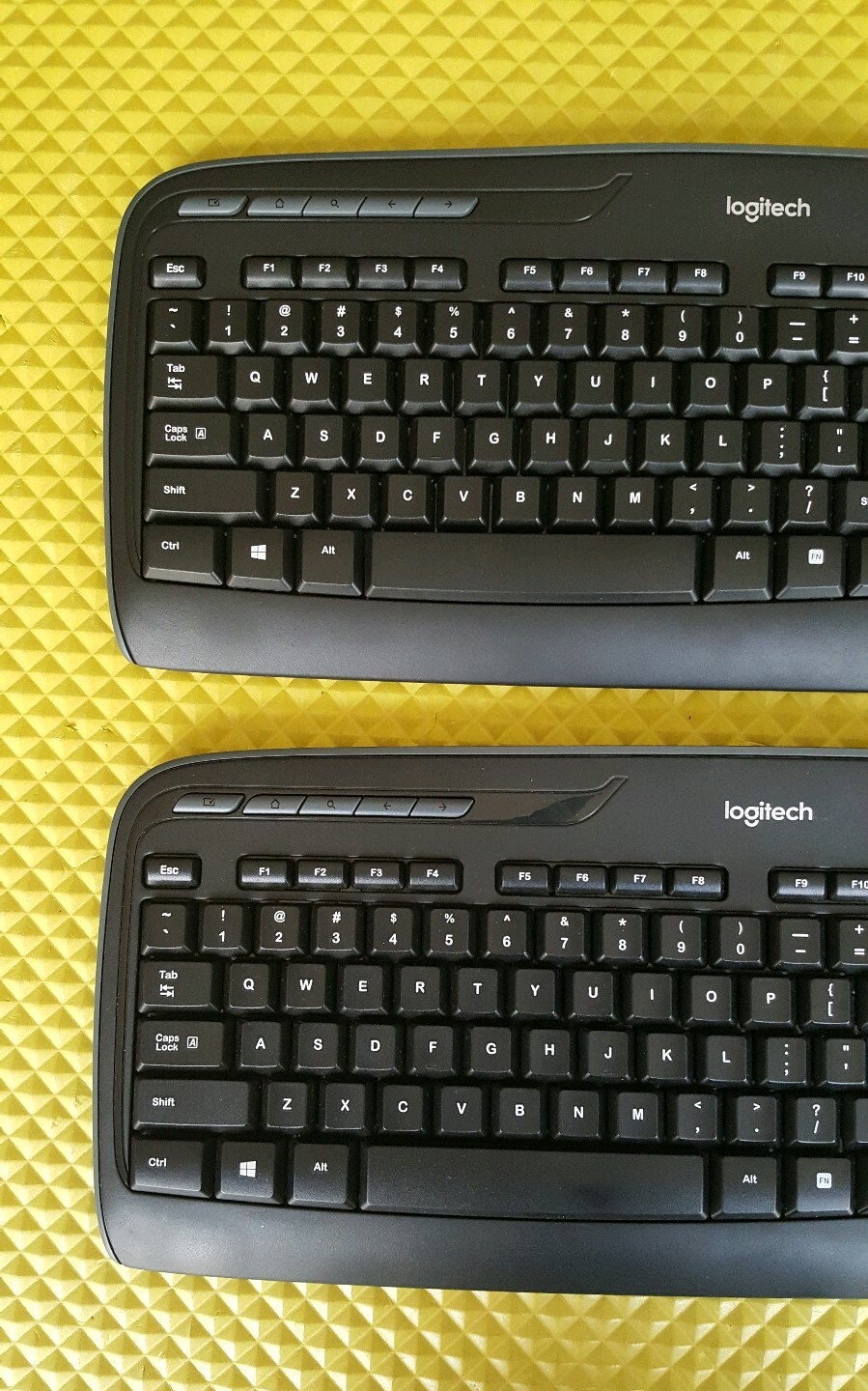 Lot Of 10 Logitech wireless Keyboard Y-R0067 No Dongle Receivers Free ...