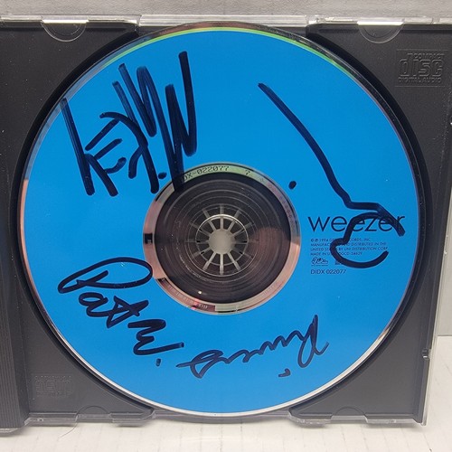 Weezer Blue Album CD Signed Patrick Wilson Rivers Cuomo Brian Bell ...
