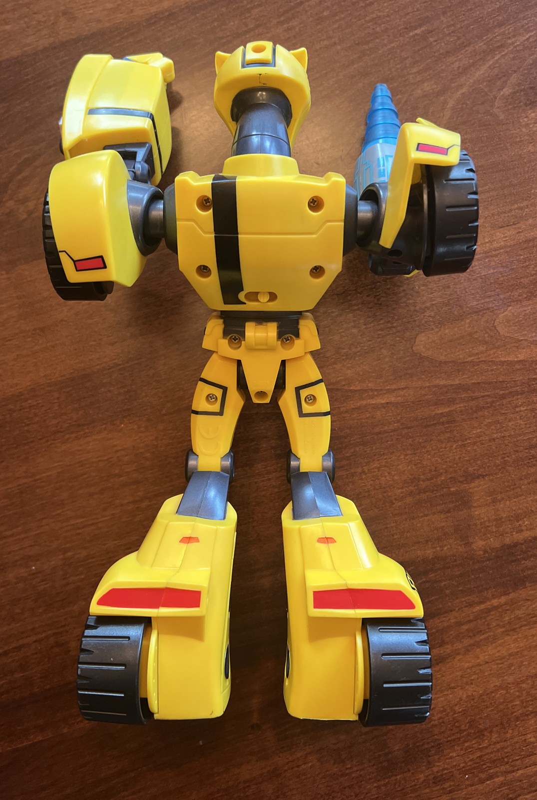 Hasbro Transformers Animated Deluxe - Autobot Bumblebee Snap On Rocket ...