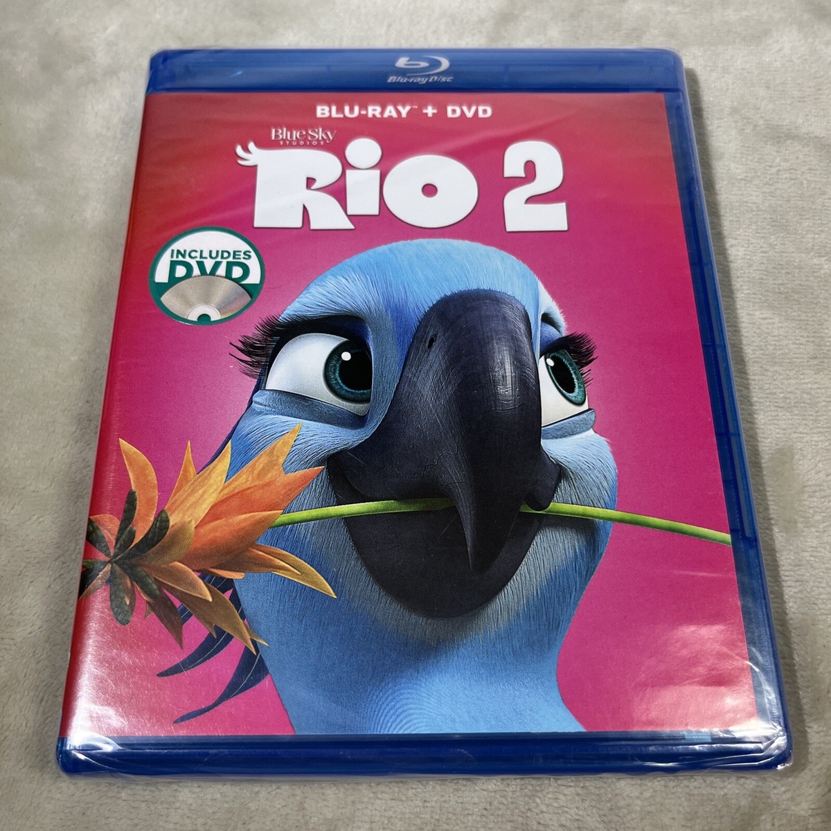 Rio Movie Blu Rio 3D Blu Ray (Blu Ray 3D + Blu Ray + DVD + Digital SD)