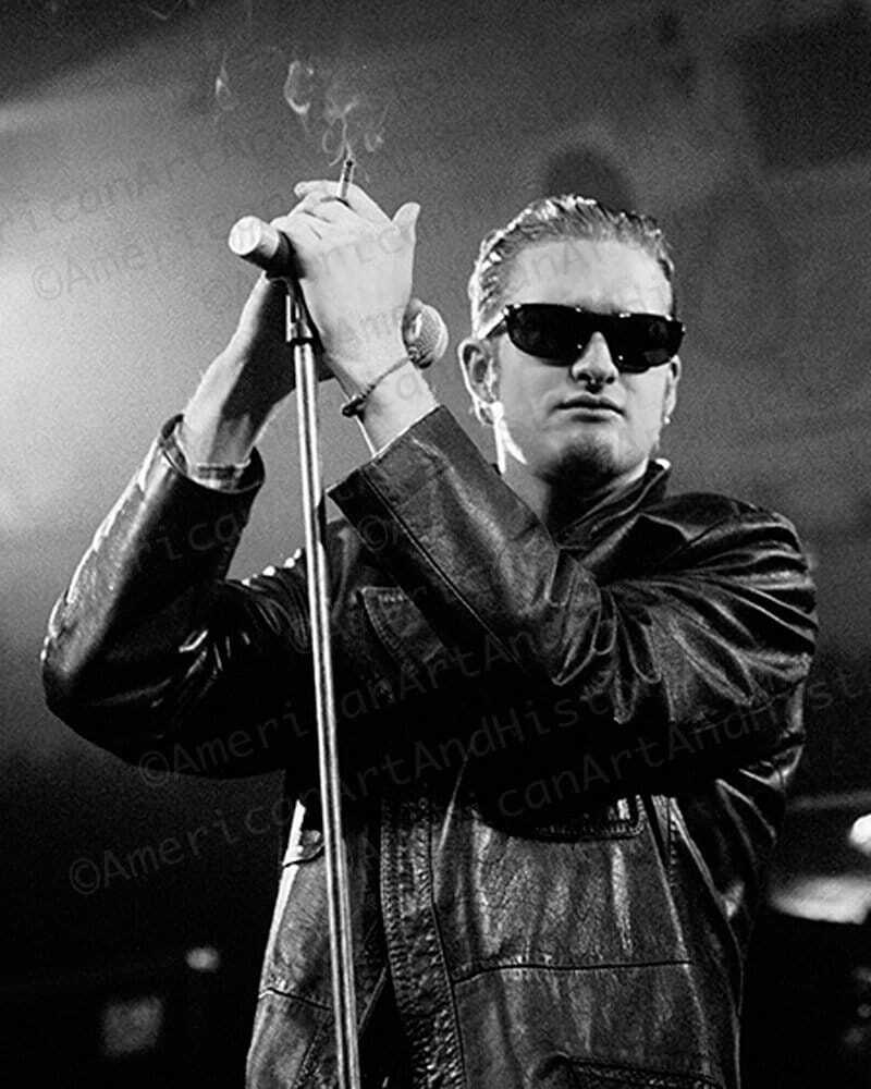 Layne Staley Estates Of Alice In Chains' Staley And Starr Sell Music