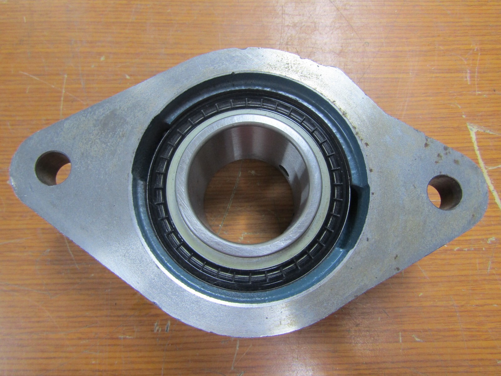 💥NEW DODGE 2-BOLT FLANGE BEARING SC 1-13/16 124056 | eBay