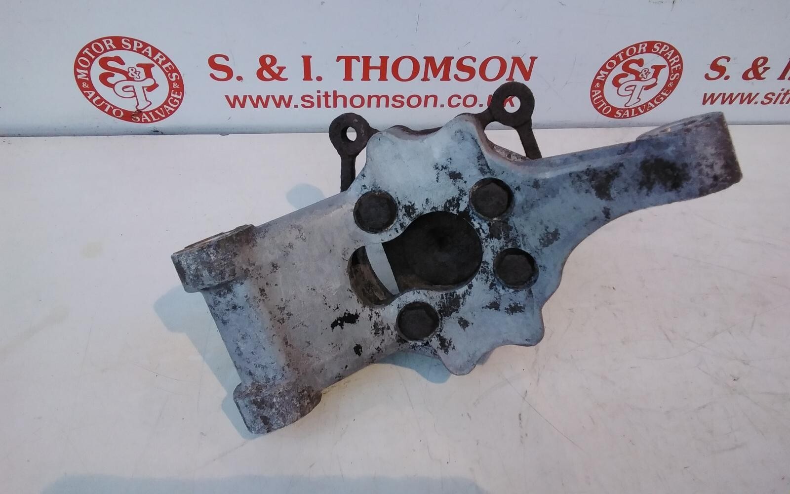 LOTUS ELAN M100 SE RIGHT HAND REAR HUB UPRIGHT WITH CALIPER MOUNT | eBay UK