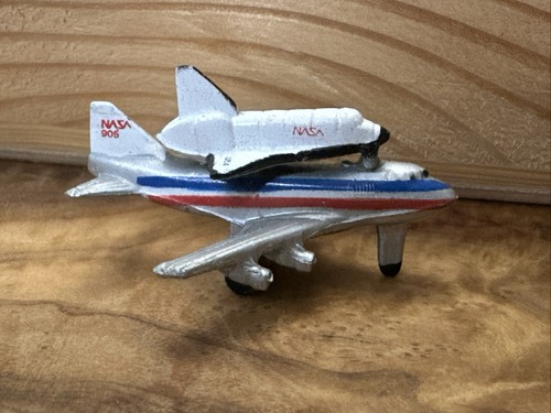 Vintage 1987 Galoob Hard Plastic NASA 905 Plane and NASA Planet Shuttle ...