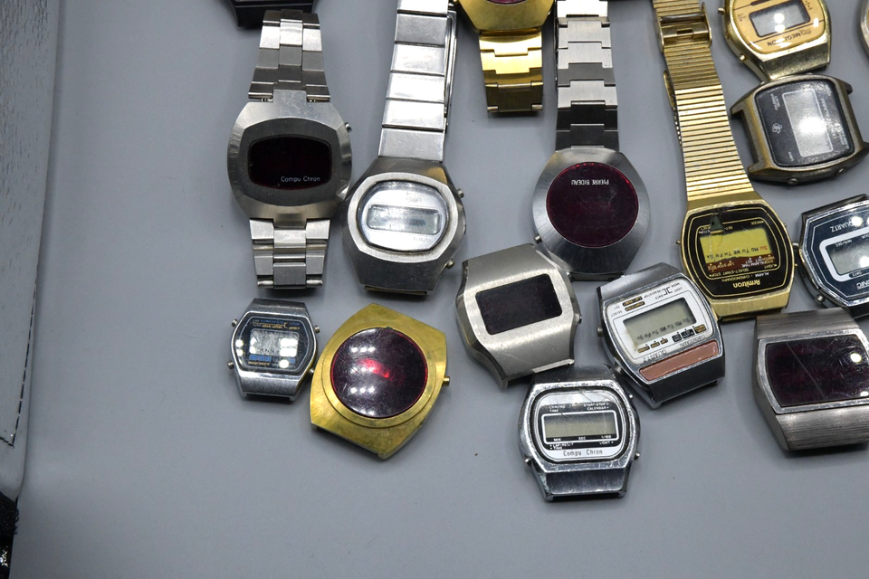 Lot Vintage Digital Red LED LCD Watches | eBay