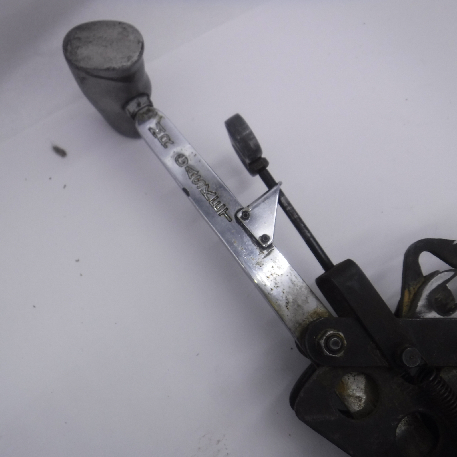 Mr Gasket V Gate Shifter w/ Hurst 4 Speed Shifter Mount 99037 and ...