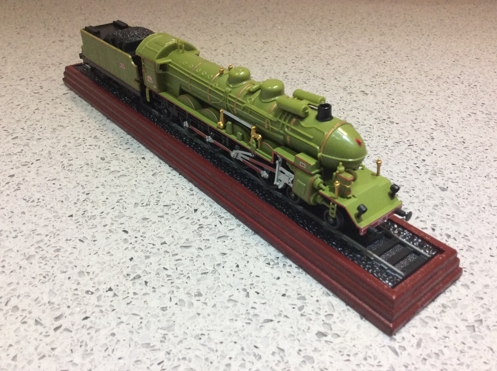 ATLAS 1/100 Scale PLM 241 MOUNTAIN CLASS Static Model Locomotive Train ...