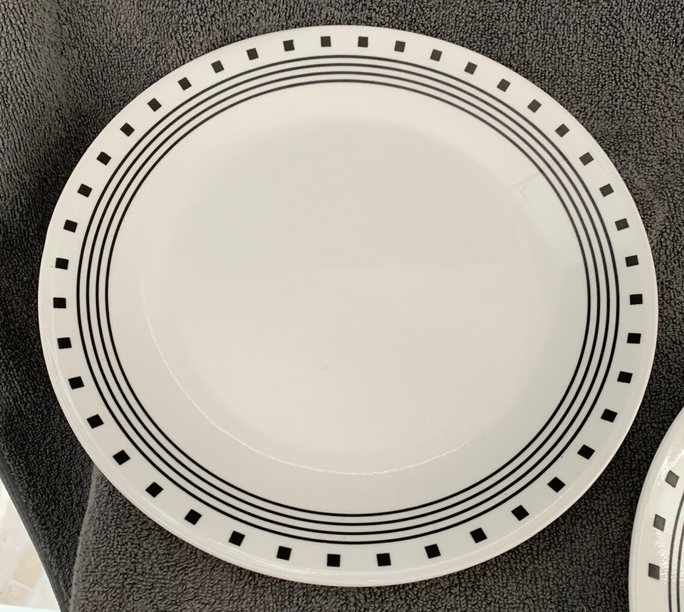 VINTAGE CORELLE VITRELLE BLACK SQUARES CITY BLOCK RETRO 10” Dinner ...