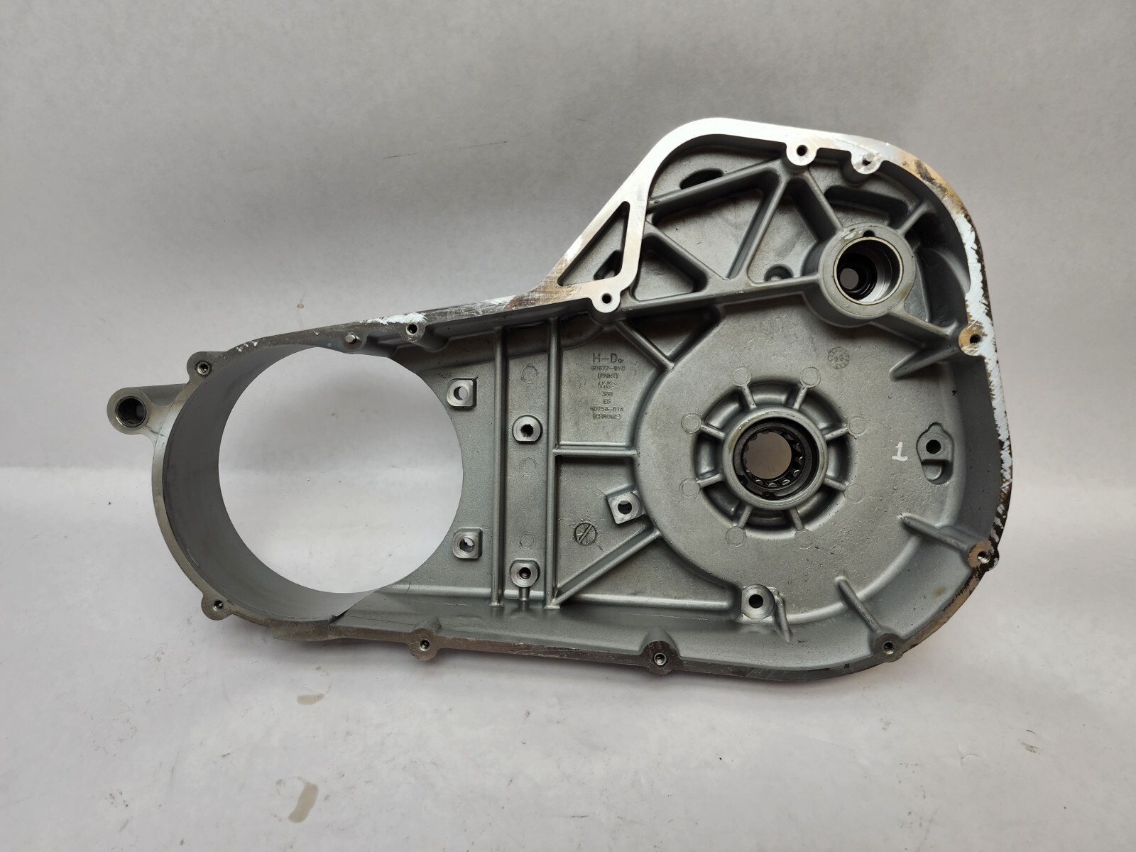 OEM Harley Davidson Silver Inner Primary Cover Used p/n 60677-01 ...